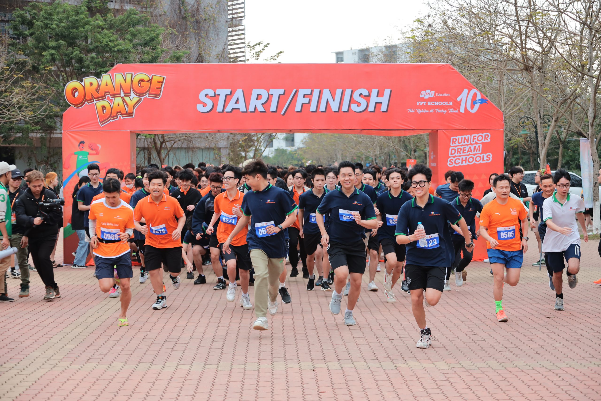 Gần 14.000 runner FPT Schools tham gia chạy vì cộng đồng | Trường THPT ...