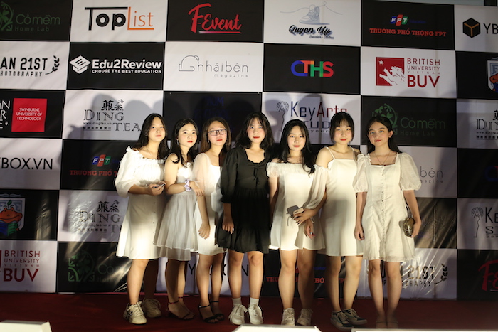 Prom THPT FPT: Chúng ta đều là những ngôi sao, toả sáng theo cách riêng ...